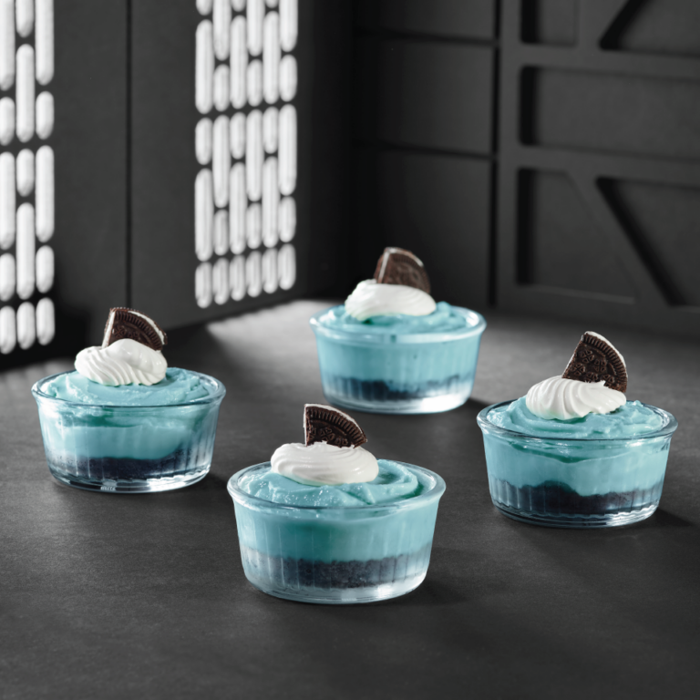 Blue Milk Chocolate Cookie Pie - Star Wars Milk